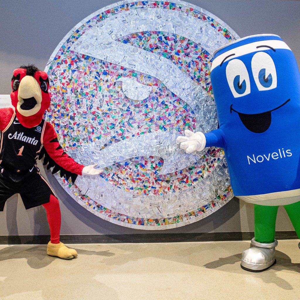 Atlanta Hawks and Novelis unveil 404 lbs upcycled aluminum sculpture to ...