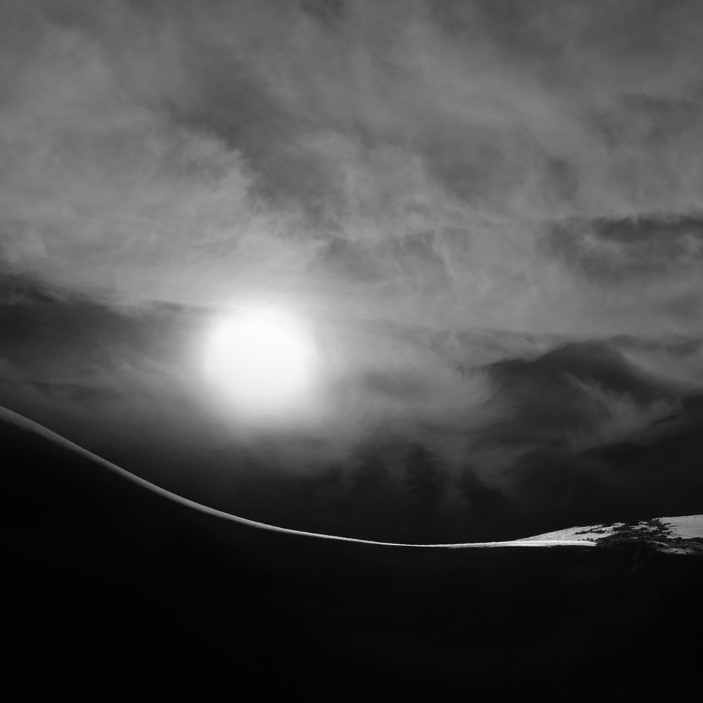 Minimalistic Elegance of Iranian Photographer Mostafa Nodeh: Capturing ...