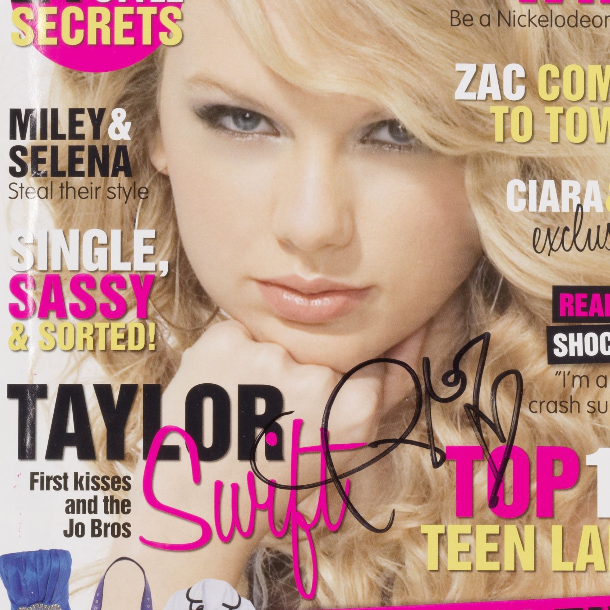 Taylor Swift's Rare Handwritten Interview Sold for $18,000 - Read Her ...